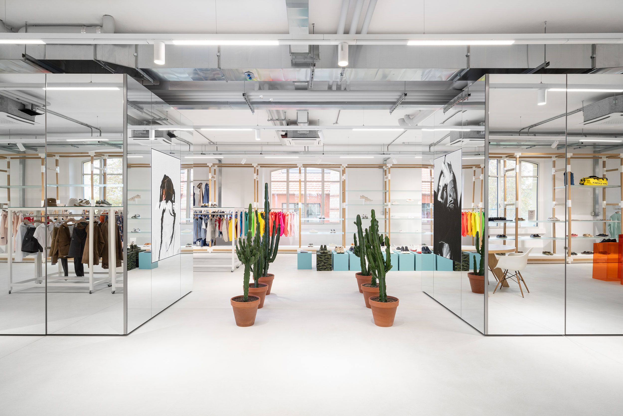 Marco Cappelletti Andrea Caputo – K-Way Showroom - Milano | www ...