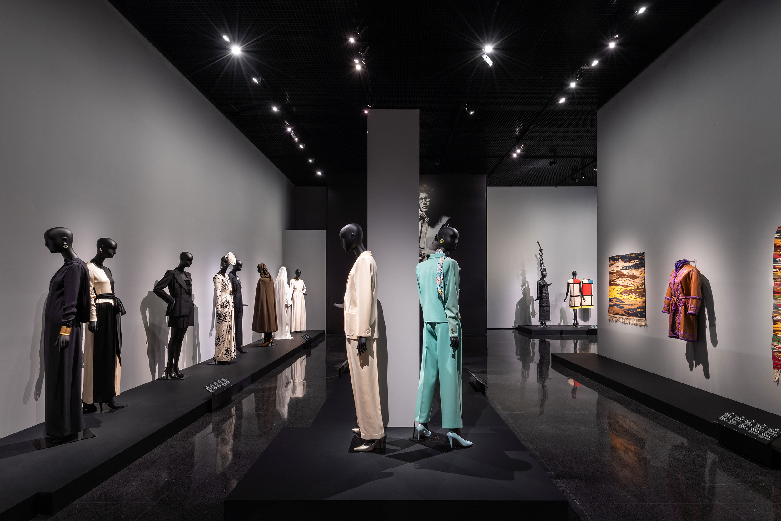 Marco Cappelletti Permanent Exhibition – Musée Yves Saint Laurent ...